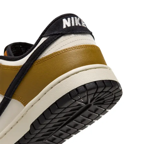 Nike Dunk Low Retro Shoes