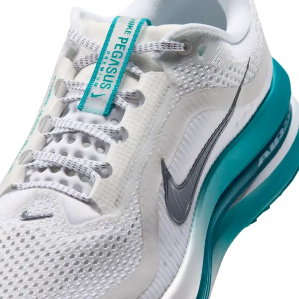 Nike Pegasus Premium Road Running Shoes