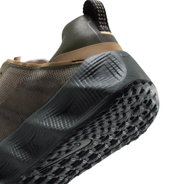 Nike Ava Rover Shoes With Reflective Accents - Green