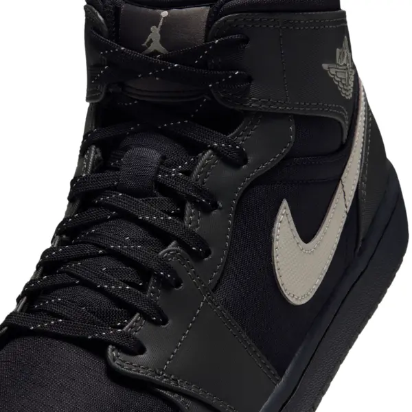 JORDAN Air 1 Mid Utility Shoes