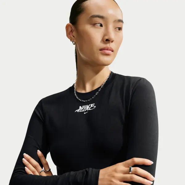 Nike Sportswear Slim Cropped Long-sleeve T-shirt - Black
