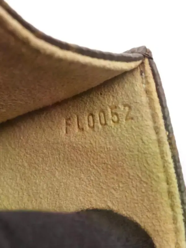 LOUIS VUITTON 2002 Mini Florentine Monogram Belt Bag