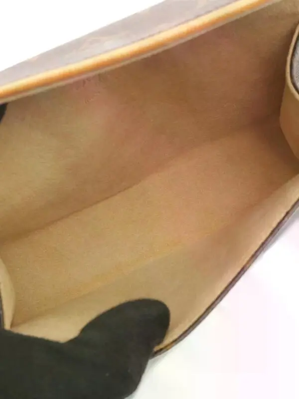 LOUIS VUITTON 2002 Mini Florentine Monogram Belt Bag