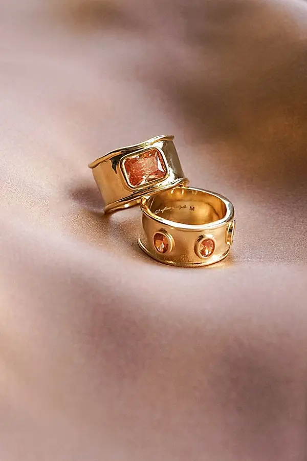 GHOST LONDON X Nellie Triple Stone Ring - Peridot