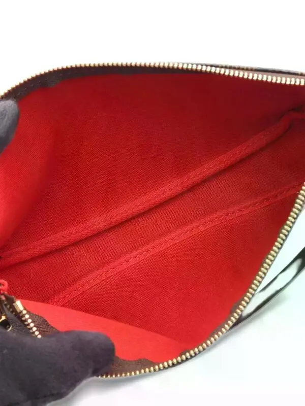 LOUIS VUITTON 2009 Pochette Accessoires Shoulder Bag