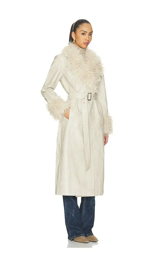 CURAAE BY ELLIATT Poseyra Coat