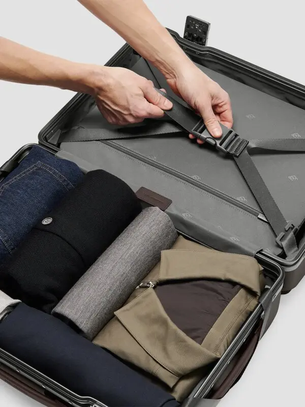 CARL FRIEDRIK Hybrid The Carry-on Spinner Suitcase - Chocolate