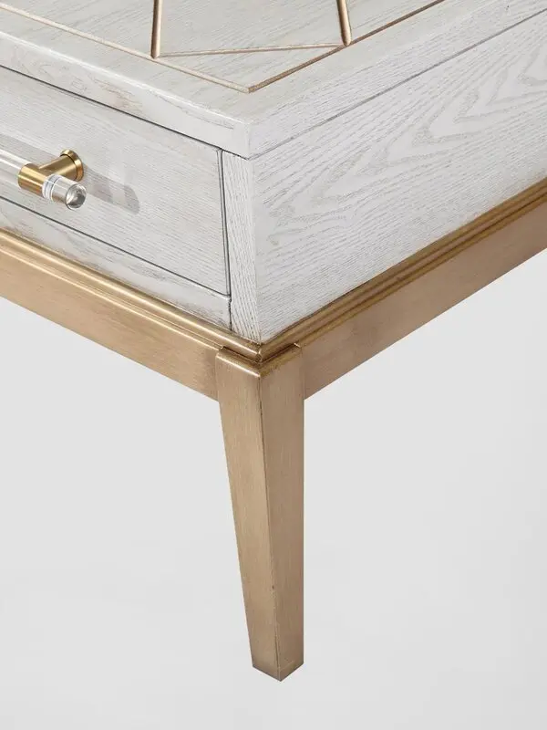 BASSETT MIRROR Perrine Cocktail Table