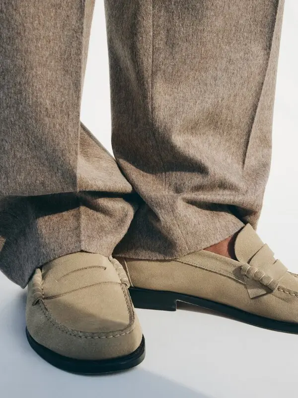Jacquemus Round-toe Loafers