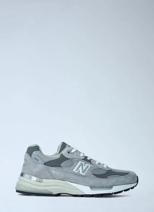 NEW BALANCE U992 Sneakers