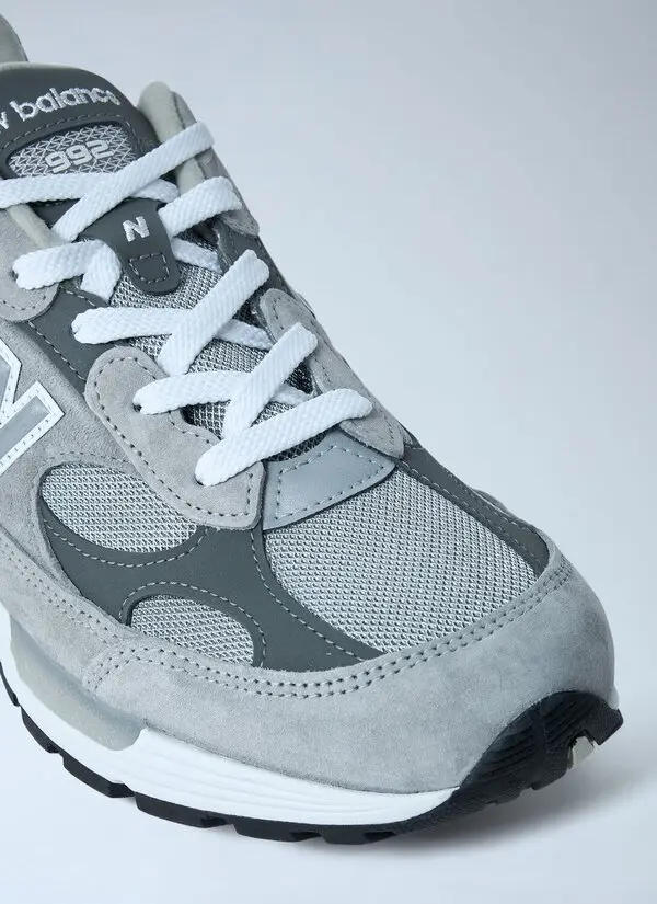 NEW BALANCE U992 Sneakers