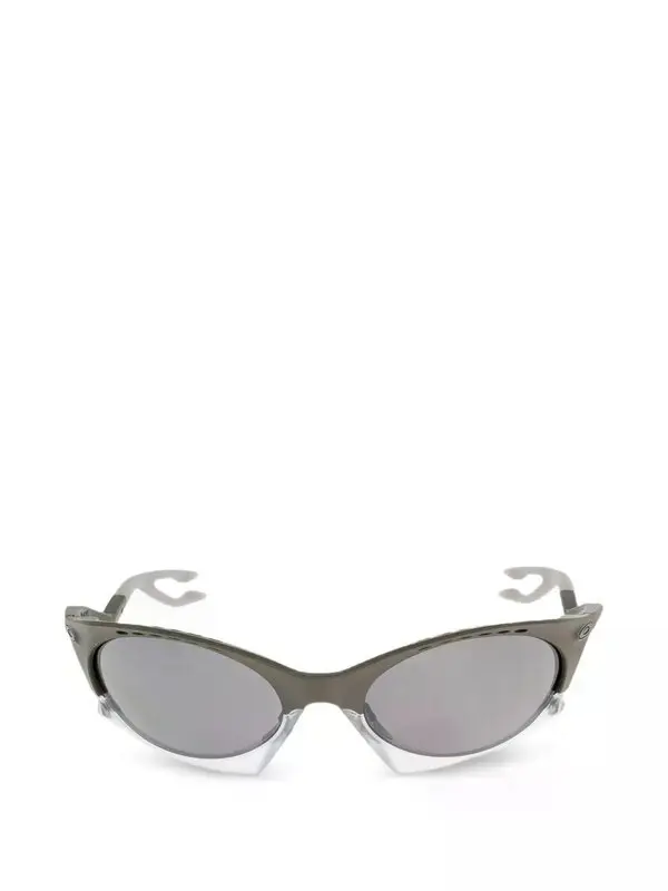 Oakley Plantaris Cat-eye Frame Sunglasses - Green