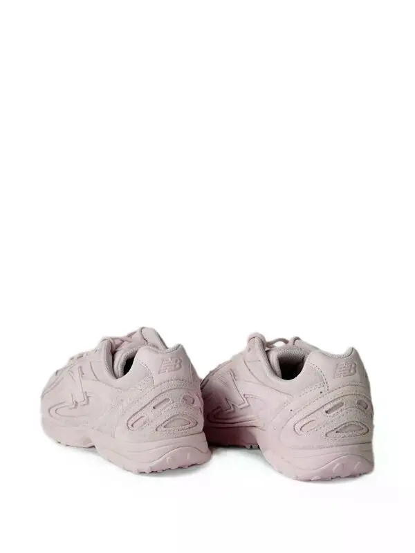 NEW BALANCE 204l Sneakers