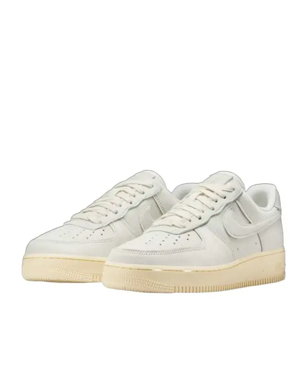 Nike Force 1 '07 Low-top Sneakers