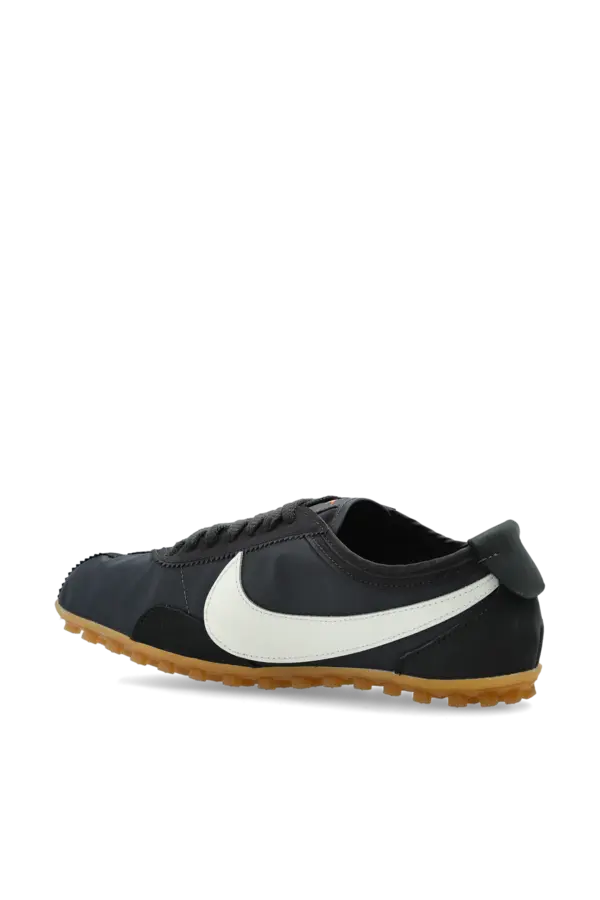 Nike Moon’ Sneakers