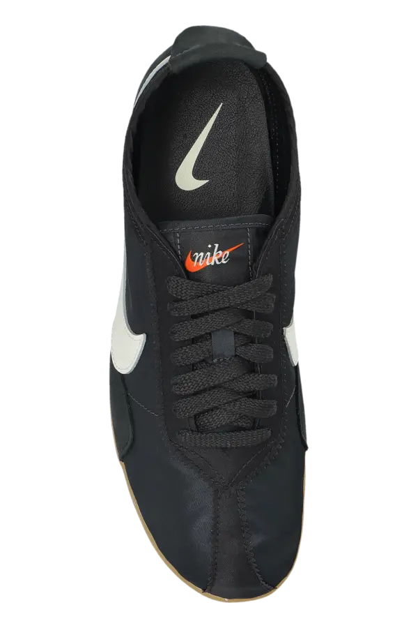Nike Moon’ Sneakers