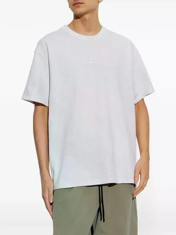 Nike Sportswear Premium Essentials T-shirt