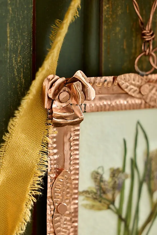TERRAIN Botanical Frame 2026 Commemorative Ornament