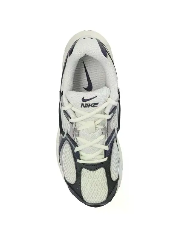 Nike V5 Rnr Sneakers - White