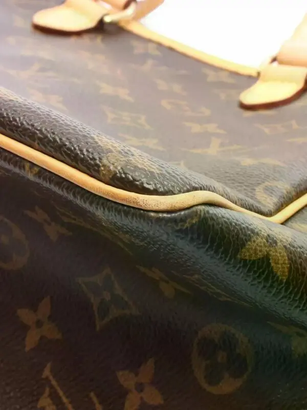 LOUIS VUITTON 2006 Batignolles Monogram-pattern Tote Bag
