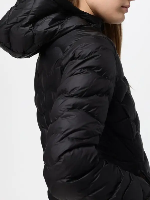 BLAUER. Camelia Slim Fit Short Down Jacket With Shearling Hood - Black