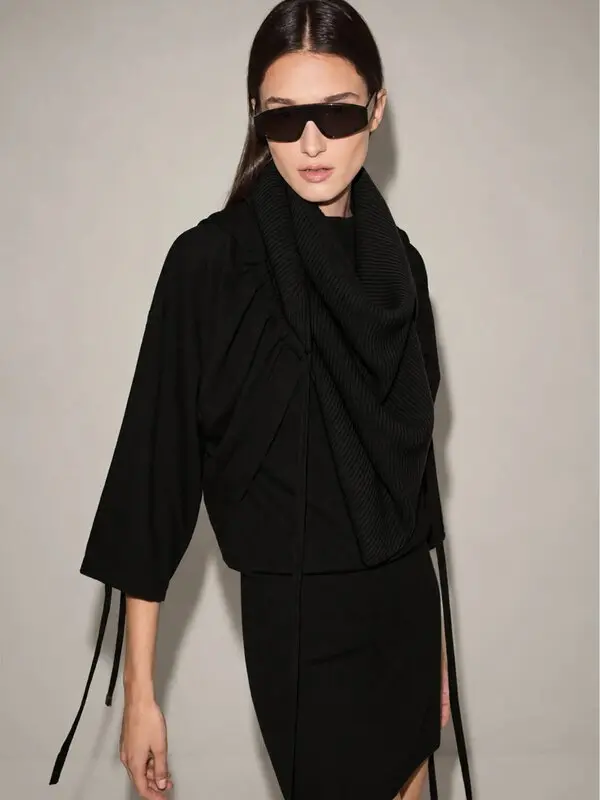 Alexis Maquis Scarf - Black