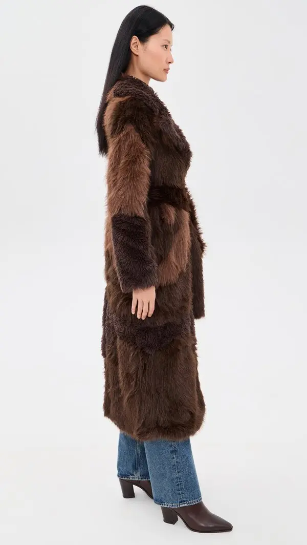 HOUSE OF SUNNY Hustle Faux Fur Coat