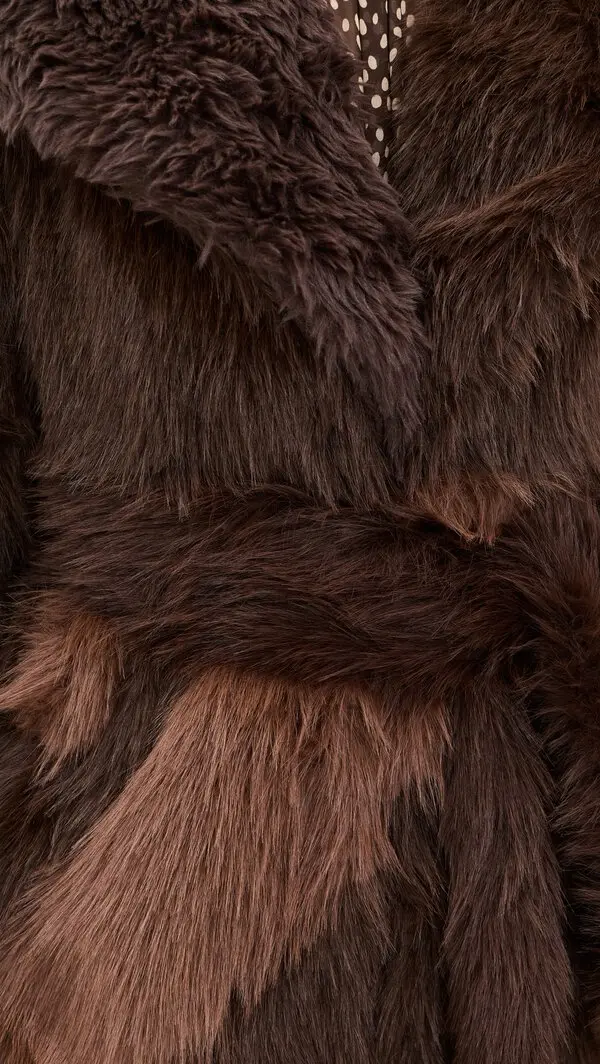 HOUSE OF SUNNY Hustle Faux Fur Coat