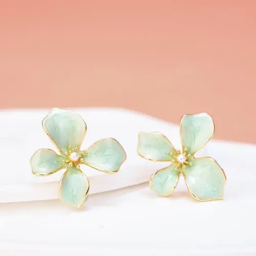 STARFISH PROJECT Hope In Bloom Flower Earrings