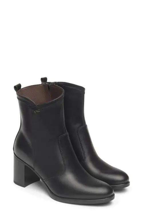 NEROGIARDINI Leather Block Heel Bootie