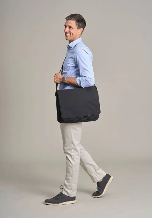WANDERFULL Hydrobag Messenger Bag Commuter And Travel Bag