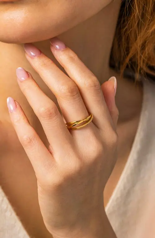MINT & LILY Hammered Interlocking Ring - Silver