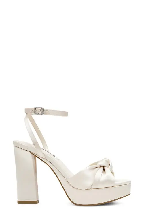 Steve Madden Knoti Platform Sandal