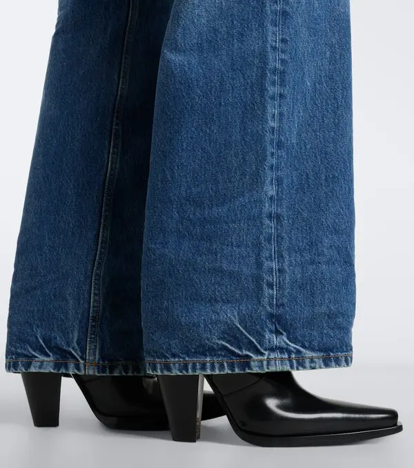 Saint Laurent Dylan Leather Chelsea Boots