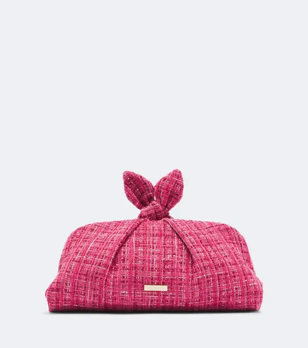 AQUAZZURA Bow Tie Bouclé Clutch - Pink