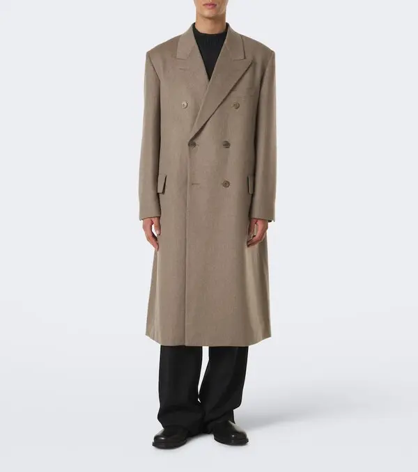 Auralee Double-breasted Cashmere Coat