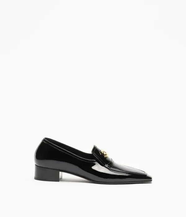 Chanel Moccasins In Patent Calfskin - Black