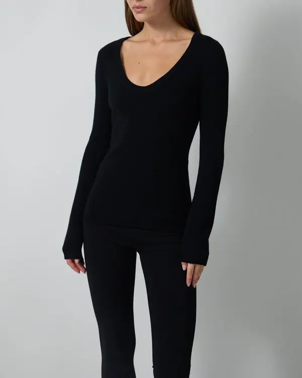 WAKAKUU Top U-neck Wool Cashmere