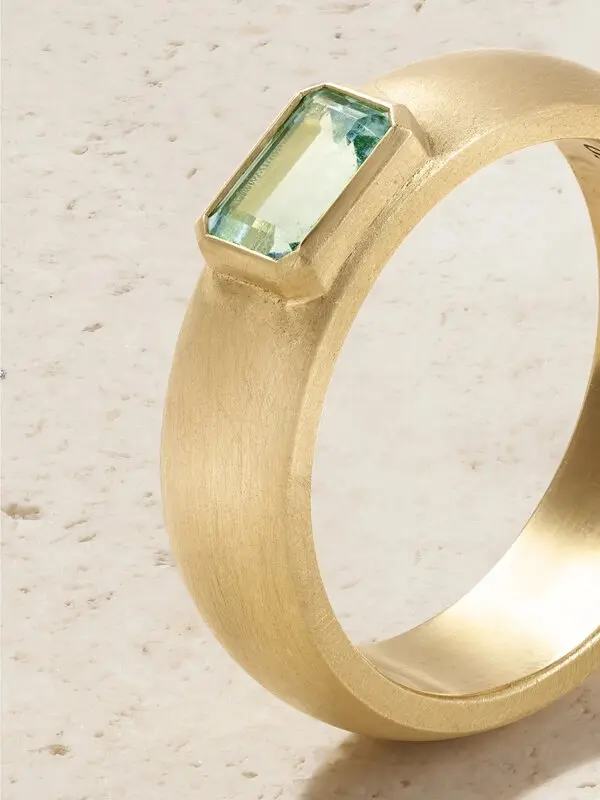 Irene Neuwirth 18-karat Gold Emerald Ring
