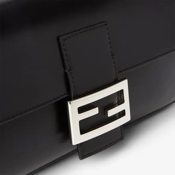 Fendi Baguette® 26424