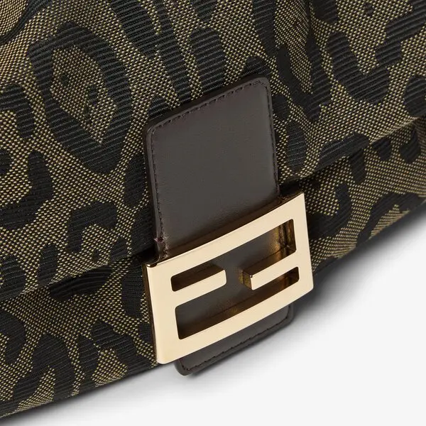 Fendi Baguette® Soft Medium