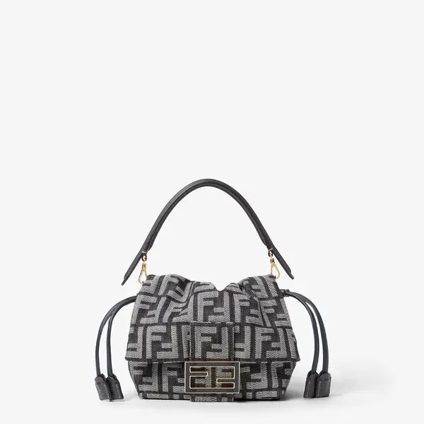 Fendi Mamma Baguette Small