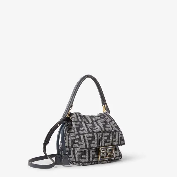 Fendi Mamma Baguette Small
