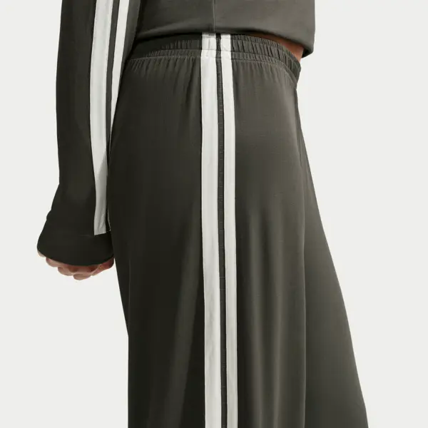 Nike Skims Stretch Knit Oversized Wide-leg Pants