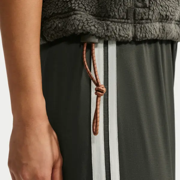Nike Skims Sherpa Oversized Vest