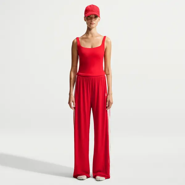 Nike Skims Matte Square-neck Tank Top