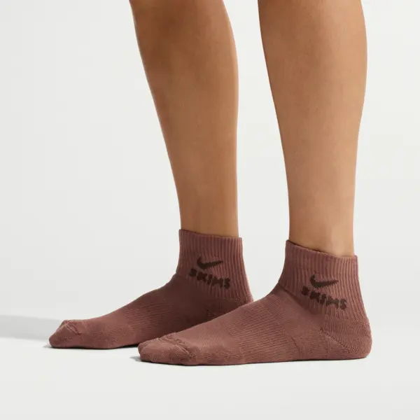 Nike Skims Dri-fit Quarter Sock