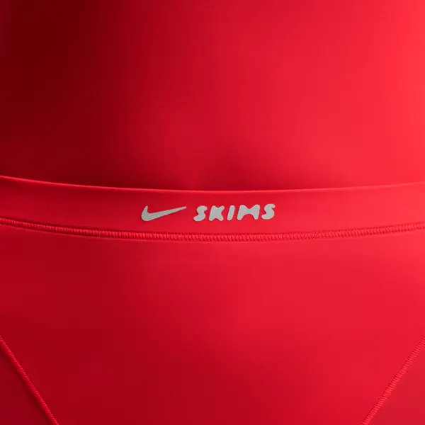 Nike Skims Weightless High-waisted V-panel Leggings