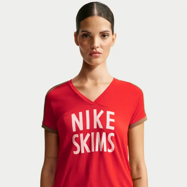 Nike Skims Stretch Knit V-neck Short-sleeve Top