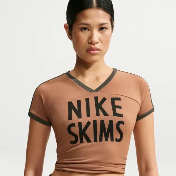 Nike Skims Stretch Knit V-neck Short-sleeve Top